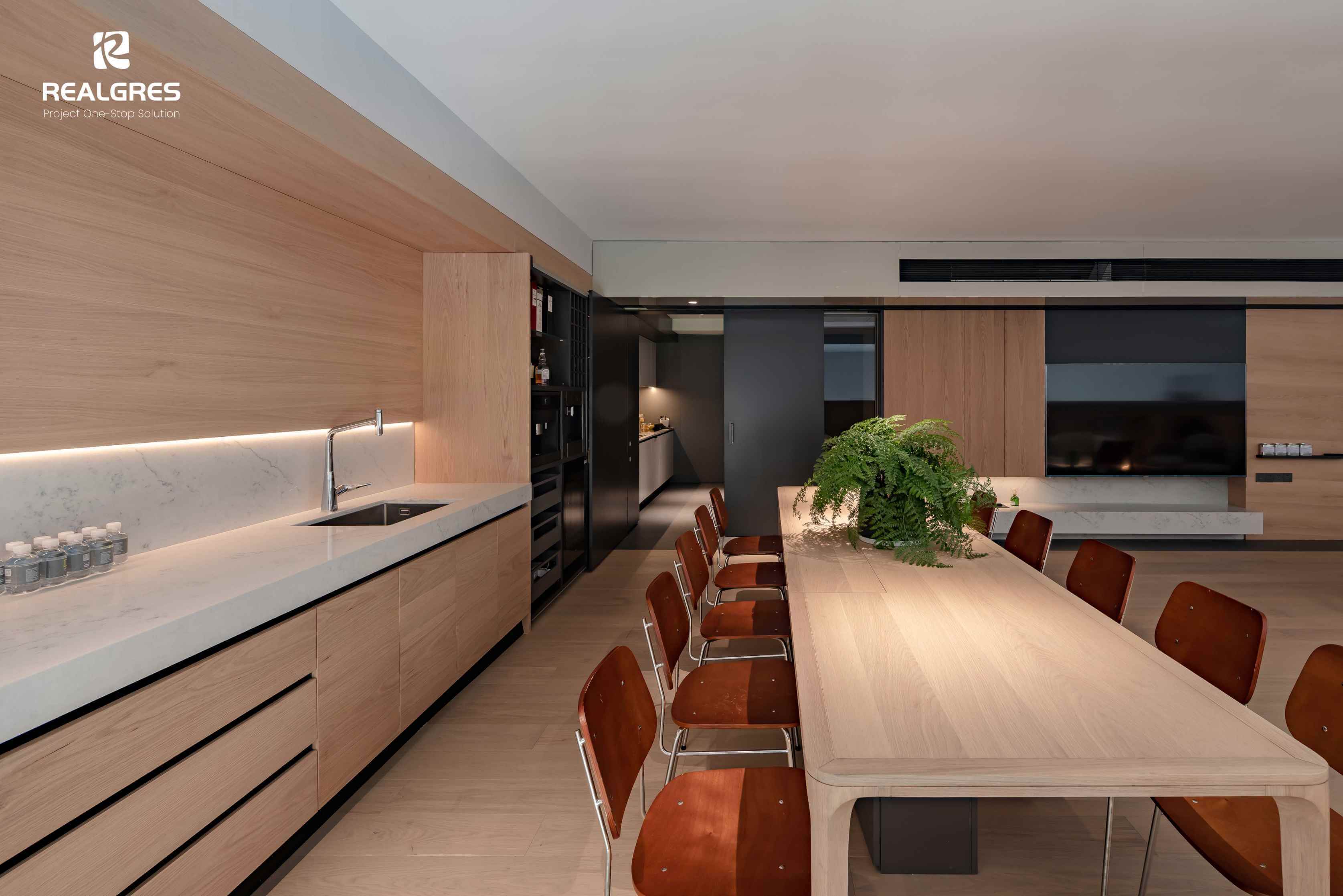 2F-2-IMG_6523-HDR+ | Realgres